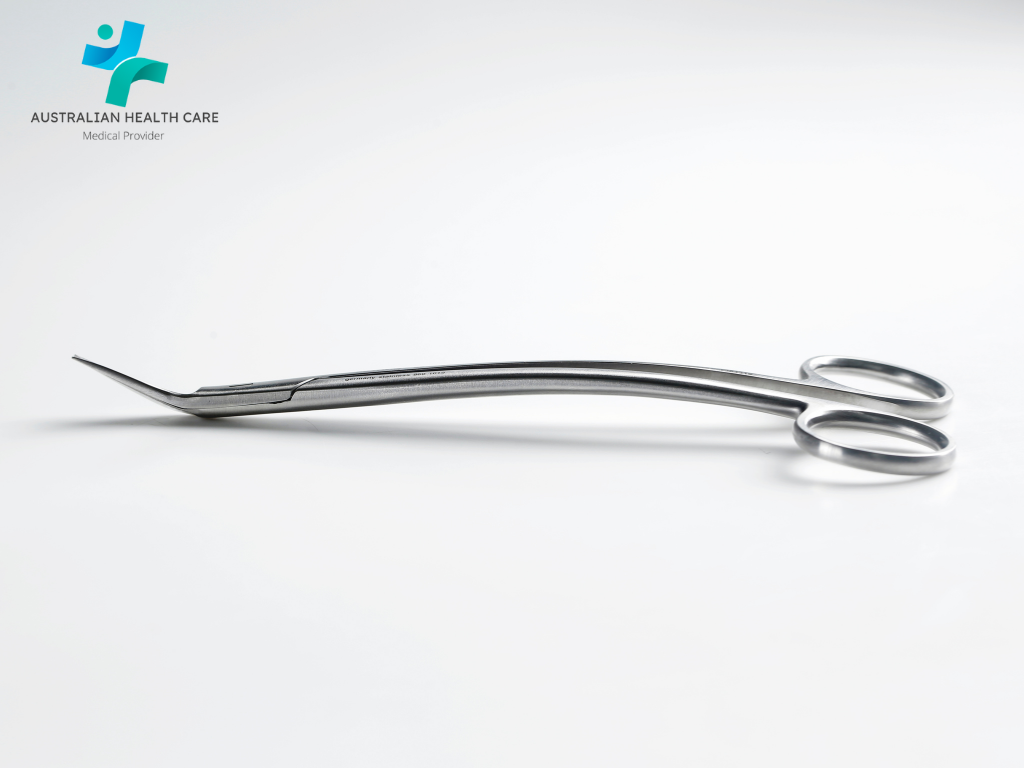Comparing Angled Blunt and Sharp Surgical Scissors